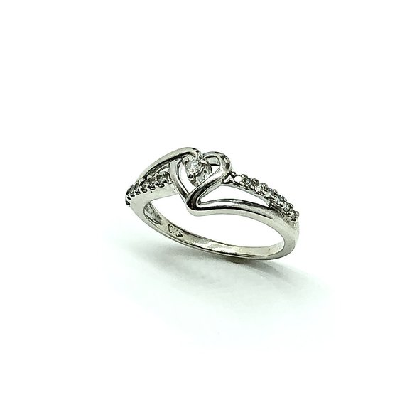10k White Gold & Diamonds! | Jewelry | K White Gold Diamond Heart Ring ...